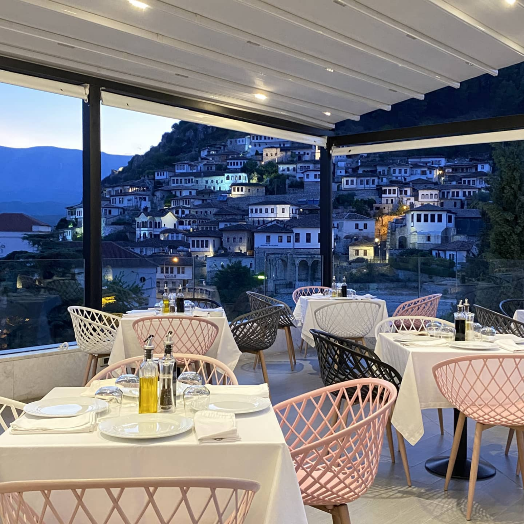 Portik Hotel